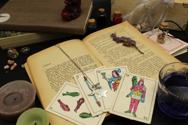 Definición de esoterismo. Concepto, características, historia y etimología