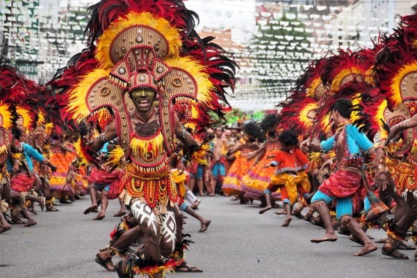 Definición de cultura popular. Historia, manifestaciones y diversos usos
